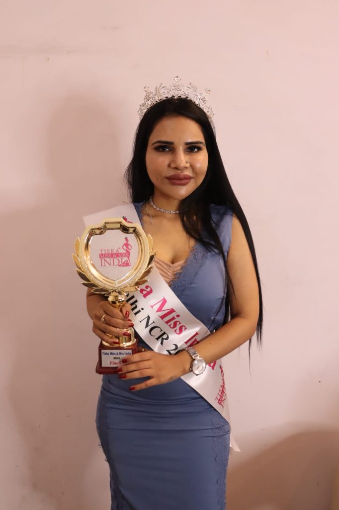 Delhi's Neha Bhatia wowed the title by winning the title of Delhi NCR ...